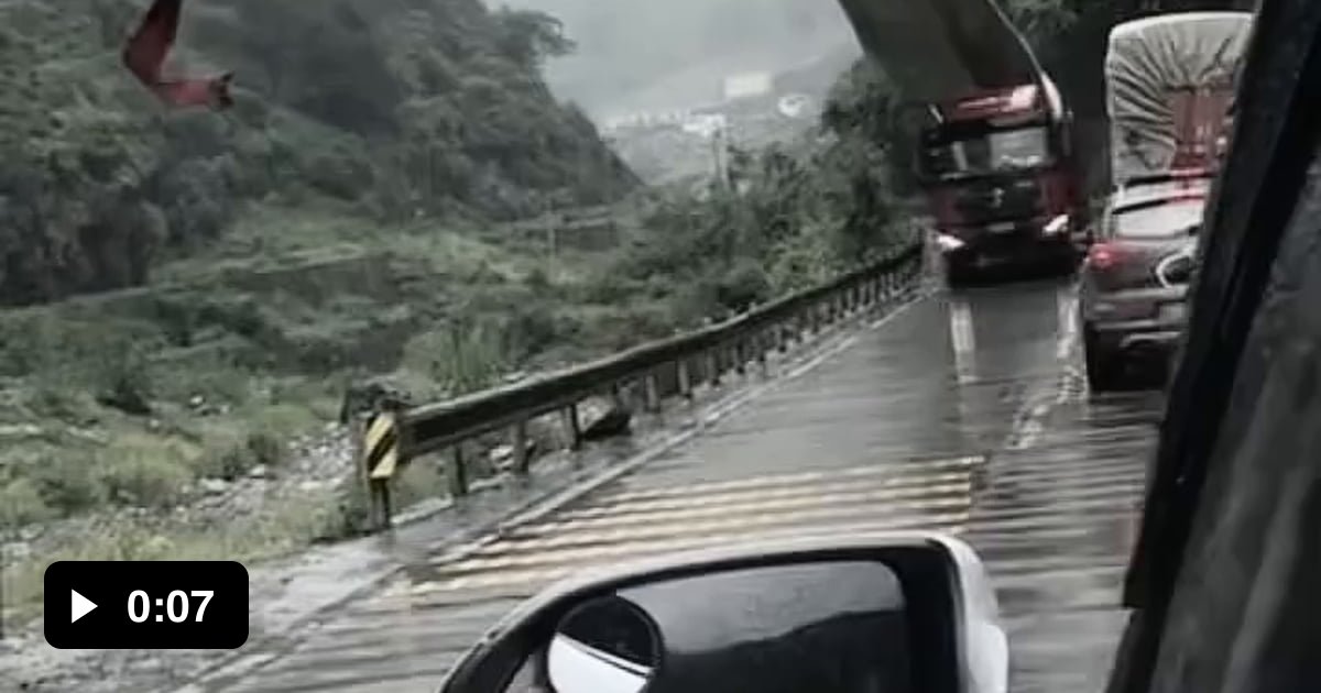 Yeah shitty bg sound. - 9GAG