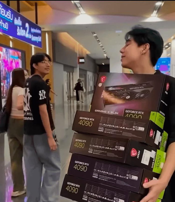 Way better version of distracted boyfriend meme - 9GAG