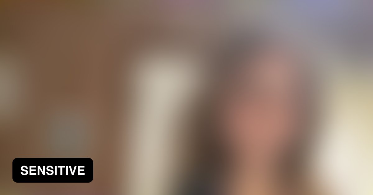 Do you like small or fit better? - 9GAG