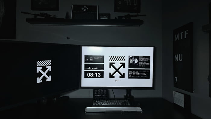 All Black /Monochrome Setup - 9GAG