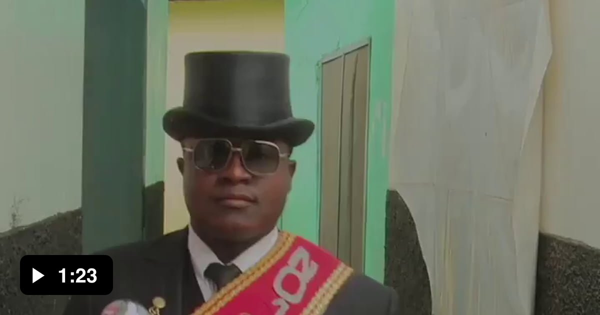 Benjamin Aidoo, the leader of Ghana's Dancing Pallbearers - 9GAG