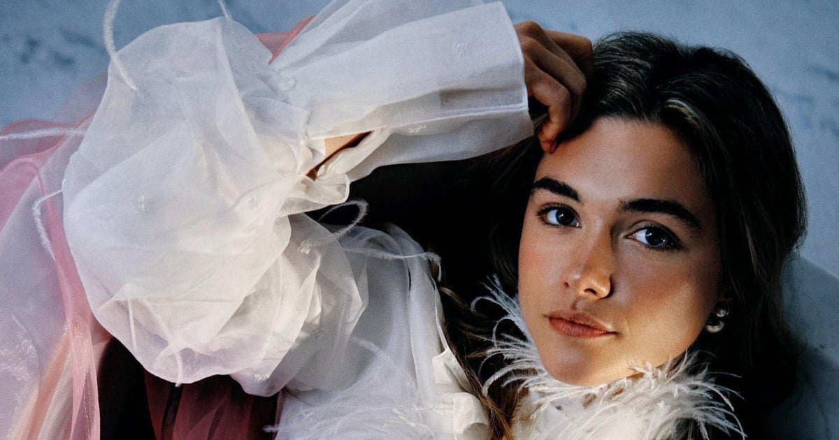 Florence Rose Pugh - 9GAG