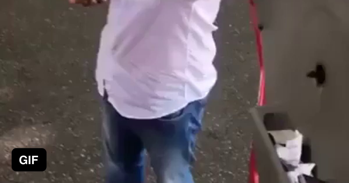 What could go wrong being a dick and blocking off the road - 9GAG