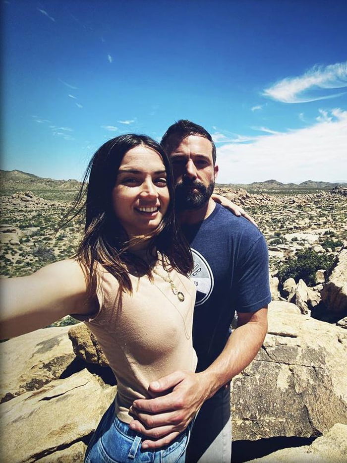 Ana de Armas has the best nips in Hollywood - 9GAG