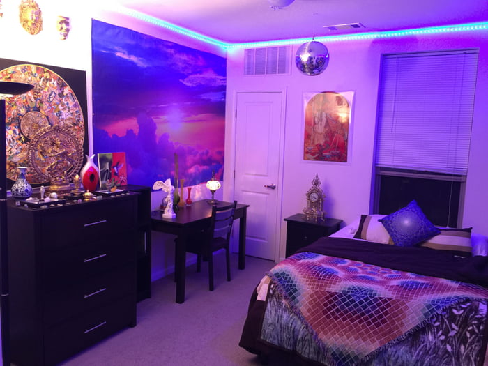 Bedroom vibes - 9GAG