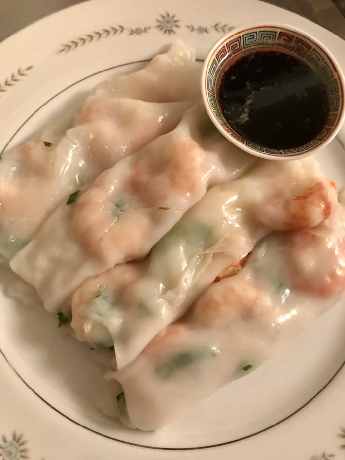 Spot Prawns In Steamed Rice Noodle Rolls 9GAG spot-prawns-in-steamed-rice-noodle-rolls-9gag