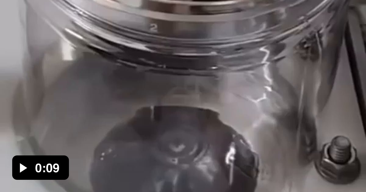 The way they fill up these Gelato jars - 9GAG