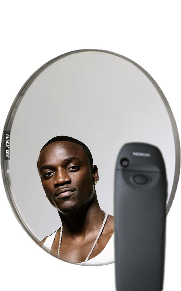 OC: Just a Nokia in a mirror - 9GAG