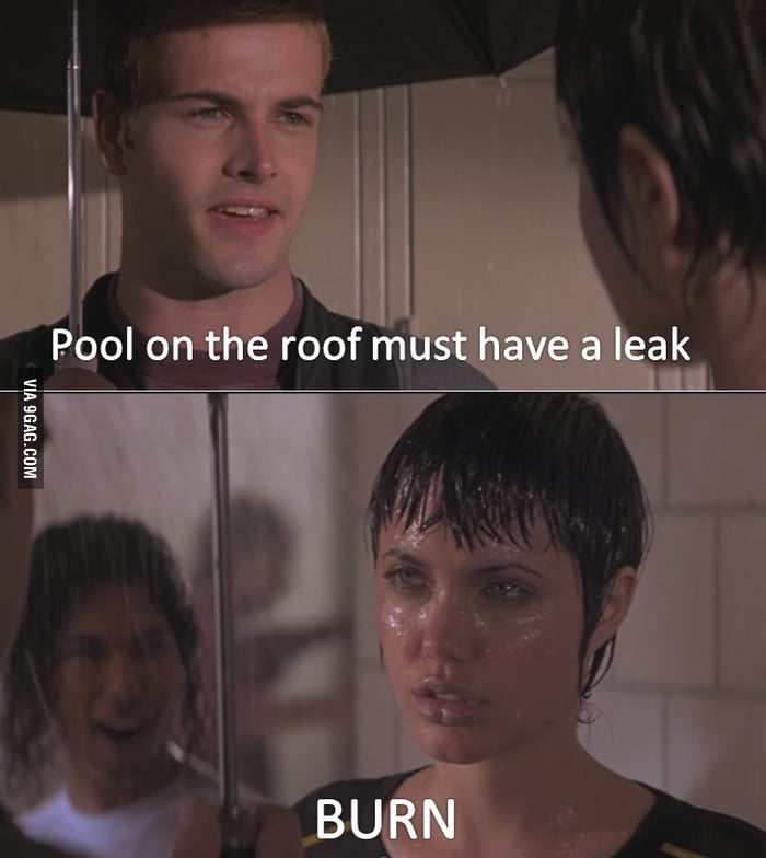 Pool on the roof must have a leak - 9GAG