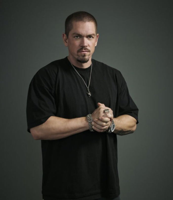 Love this guy! Awesome actor, no homo. - 9GAG