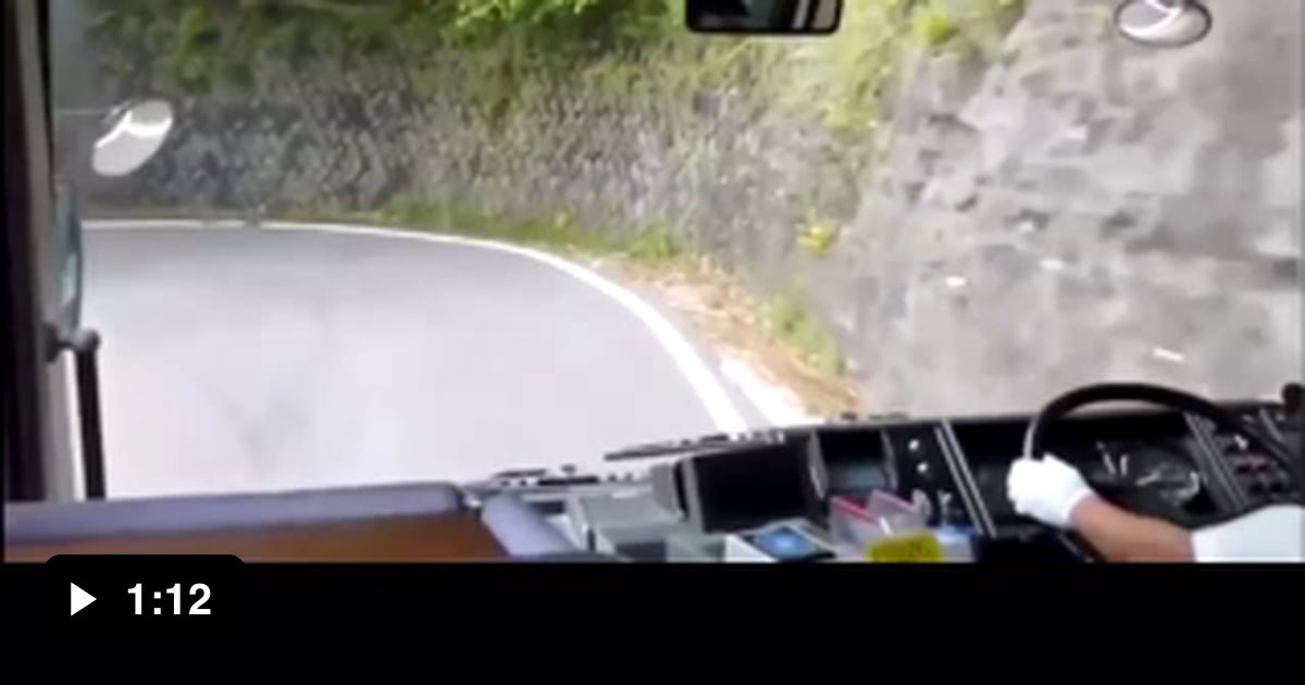 The bus of turn fast!!! - 9GAG