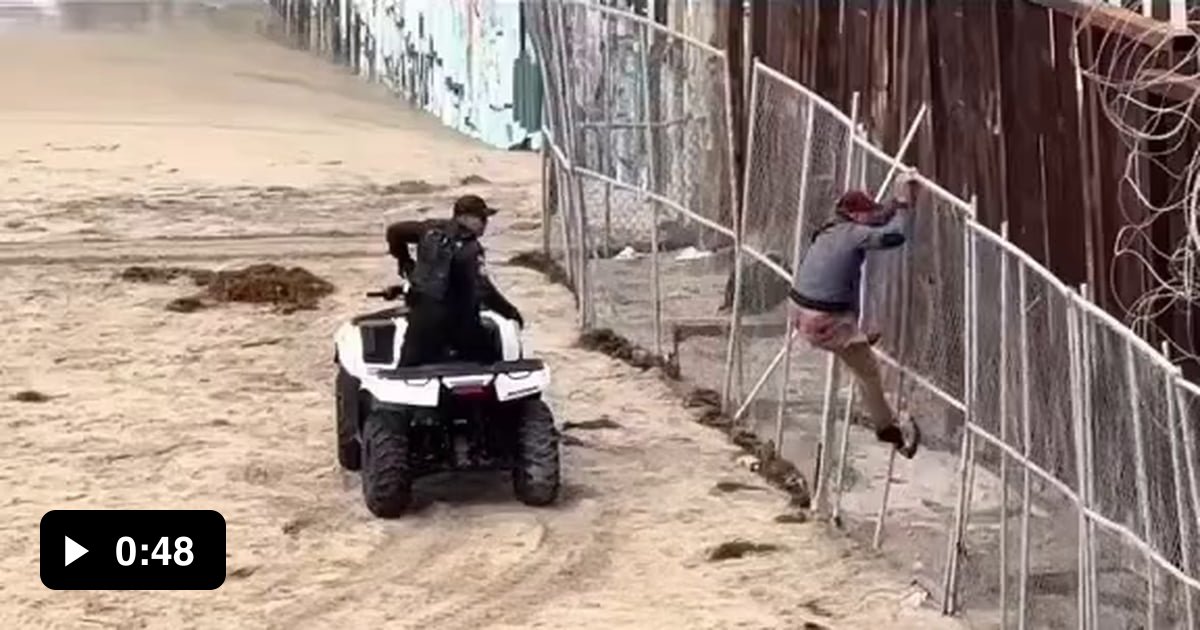 POV: your windows firewall doing its best to protect your PC - 9GAG