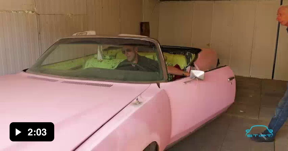 The car from the TV show and movies Flodder finally sees daylight again ...