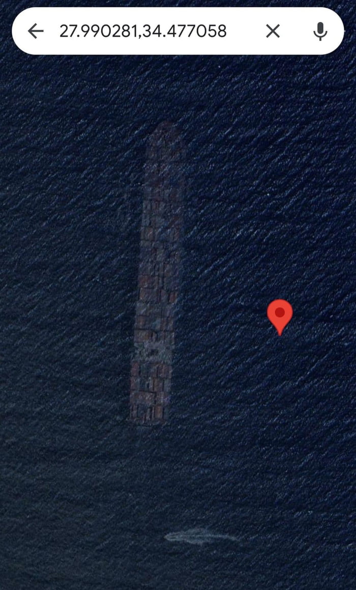 Captain please, what’s that sea creature? - 9GAG