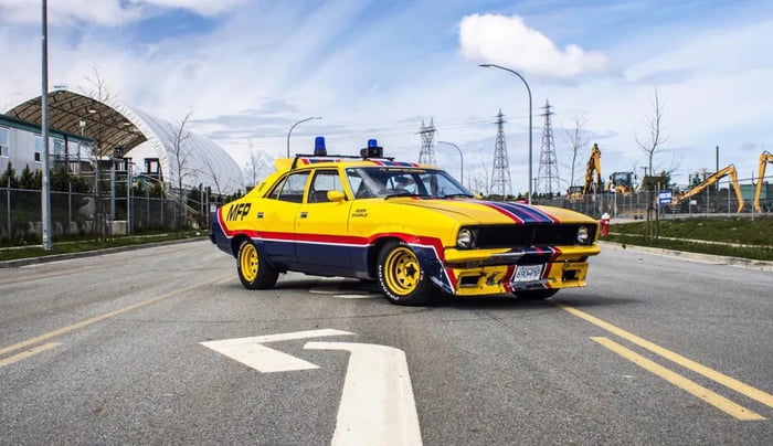 MFP Interceptor „Mad Max” - Ford Falcon XB V8 - 9GAG