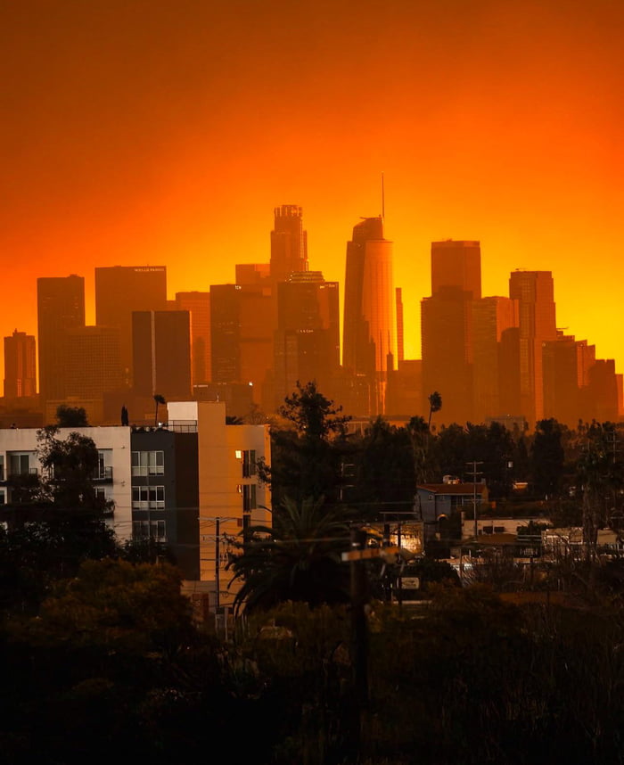 Photographer Niaz Uddin captures apocalyptic-like sunrise in Los ...