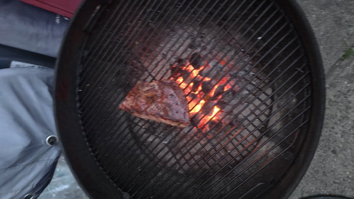 Grilling some delicious meat - 9GAG