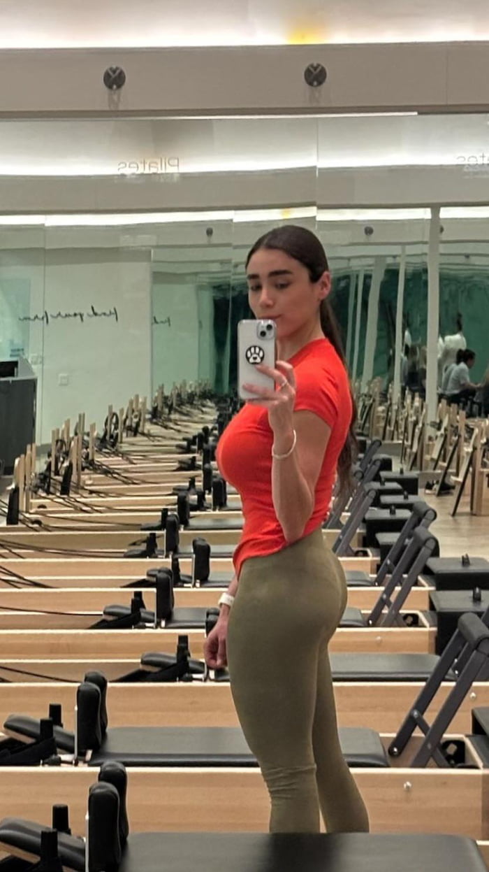 Pilates time 🤸🏻♀️ - 9GAG