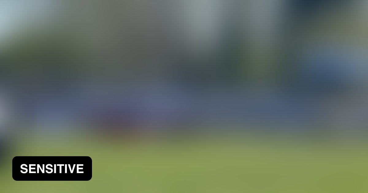 Duisburg banner in Düren after Düren conducted an open tryout with an Influencer to find new ...