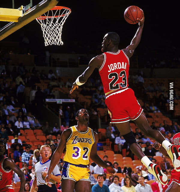 Instead of dabb on em dunk on em - 9GAG