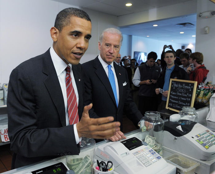 Obama orders Dijon mustard on his burger. 2009. - 9GAG