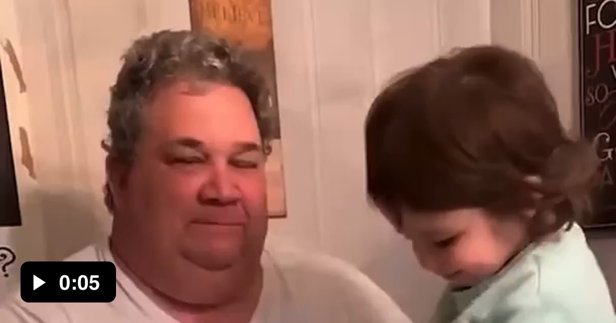 Here comes the train - 9GAG