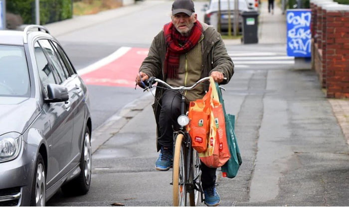 The real Scrooge was found in Germany - an 80-year-old grandfather ...