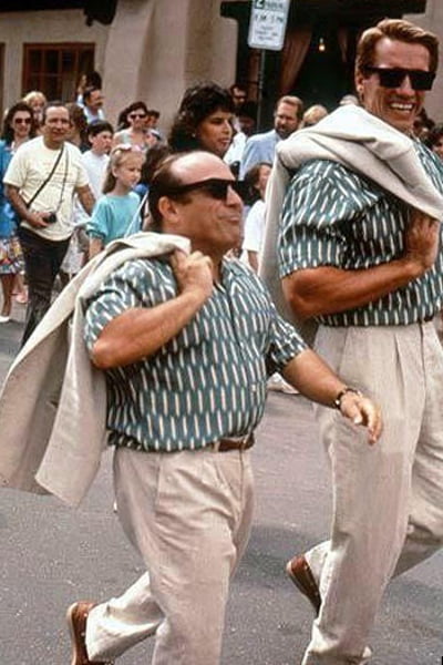 Danny Devito & Arnold Schwartzenegger from Twins 1988 - 9GAG