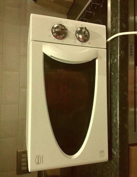 My microwave watching me burn my hands while im getting the hot plate ...