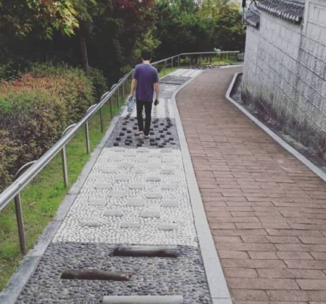 Pictured, Yuk's genius invention. On the right there is a normal ...