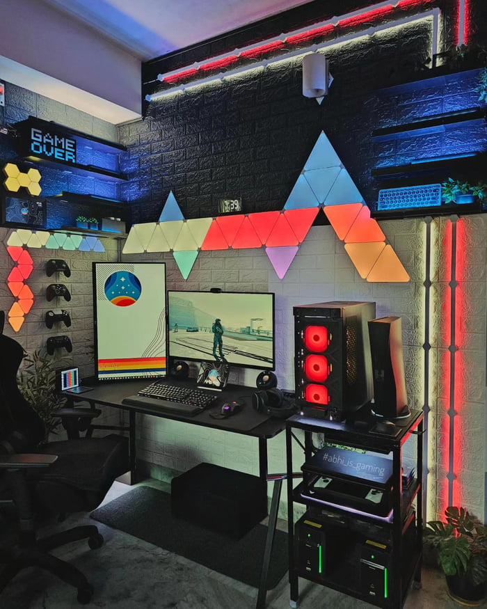 Guess the theme.. - 9GAG