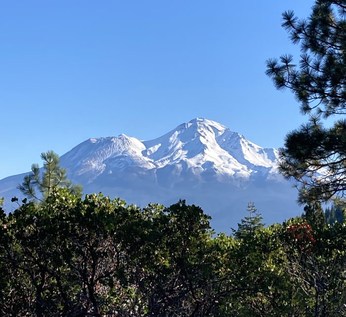 Mount Shasta & Shastina after 4 days of rainy weather! - 9GAG
