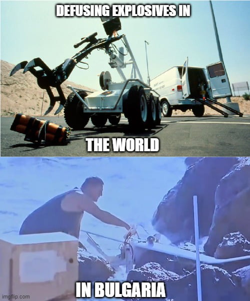 How to defuse explosive, lesson 101 - 9GAG