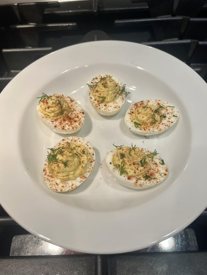 Christmas Deviled Eggs - 9GAG