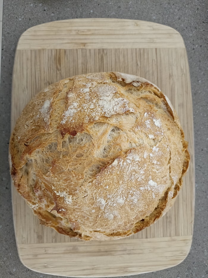 My first attempt at making bread in my new cast iron pot. I'm very proud of myself. - 9GAG