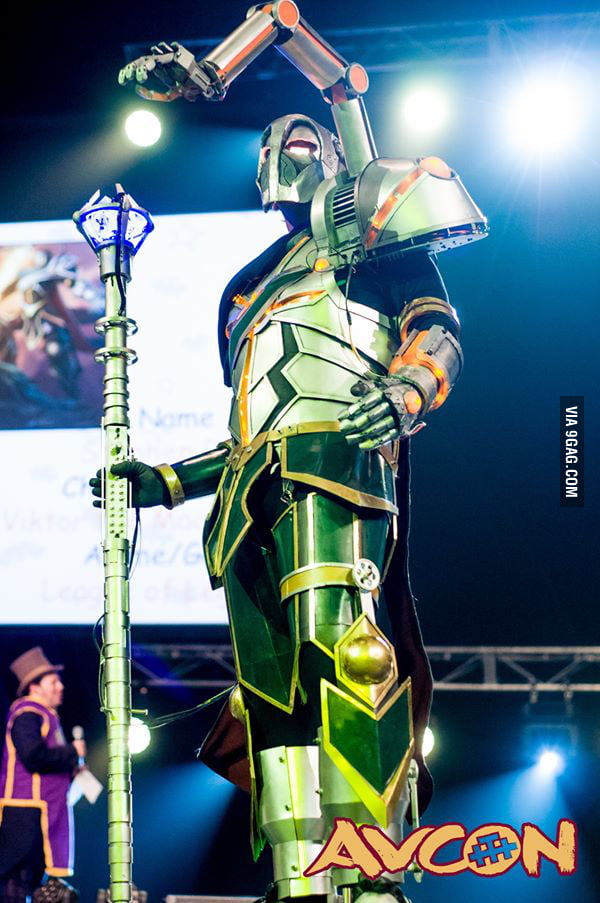 Functional Robotic Viktor Cosplay - 9GAG