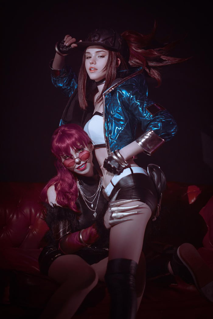 Akali and Evelynn (K/DA) by Shirogane_Sama and Komar_Eugene - 9GAG