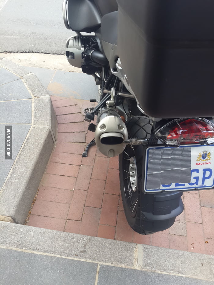 Sad Bike is Sad... why won't he ride me nomore.... - 9GAG