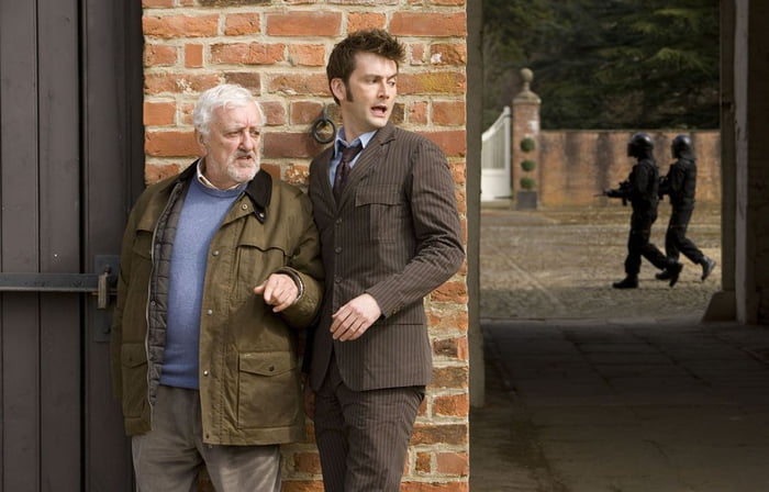 Good bye Bernard Cribbins - 9GAG