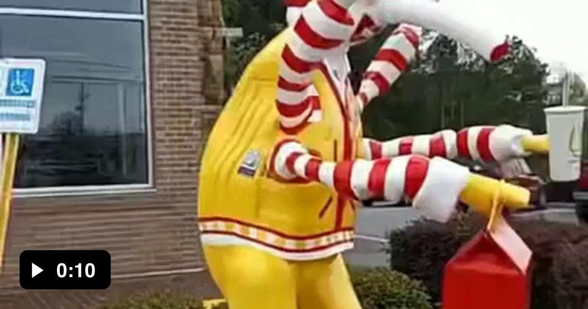 Ronald McWeevil, the death clown - 9GAG