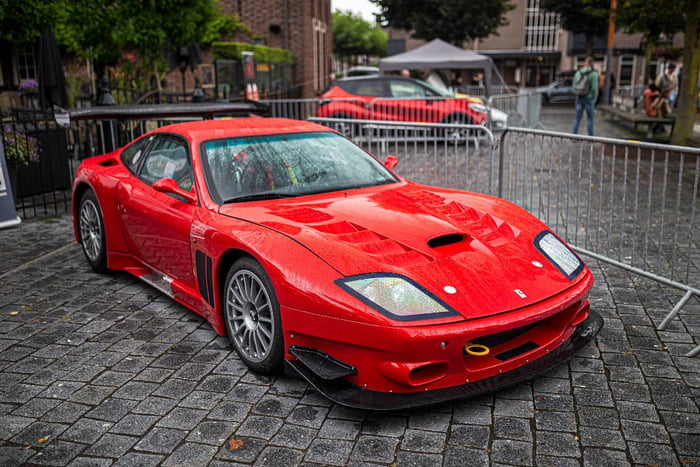 Ferrari 575 GTC Stradale - 9GAG