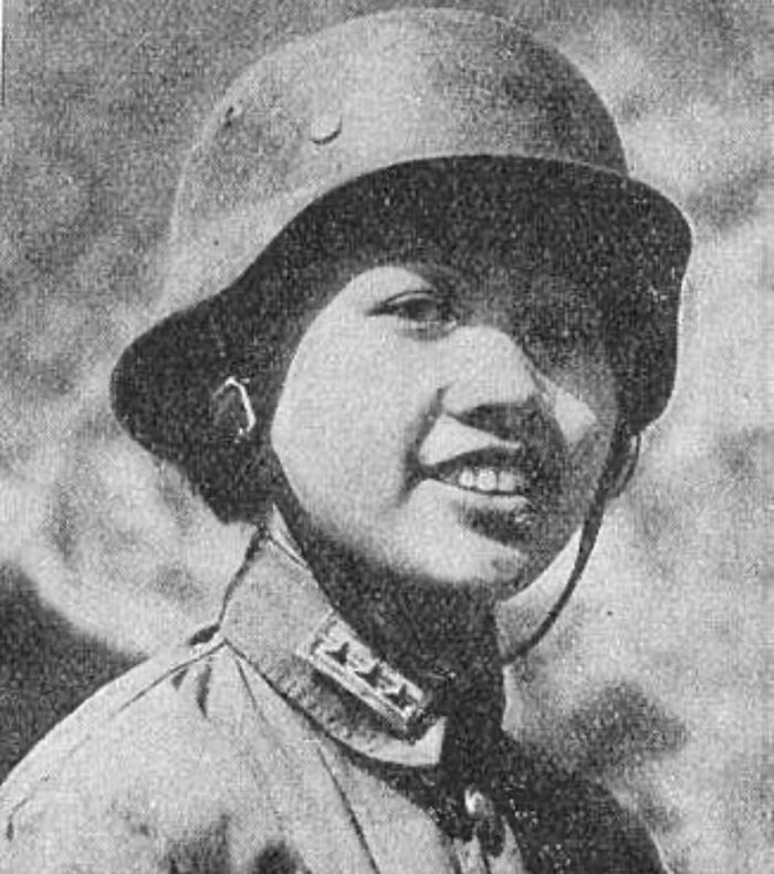 Female conscript of the Chinese National Revolutionary Army, Canton ...