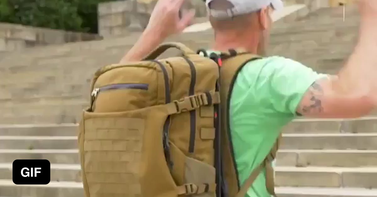 Floating Backpack - 9GAG