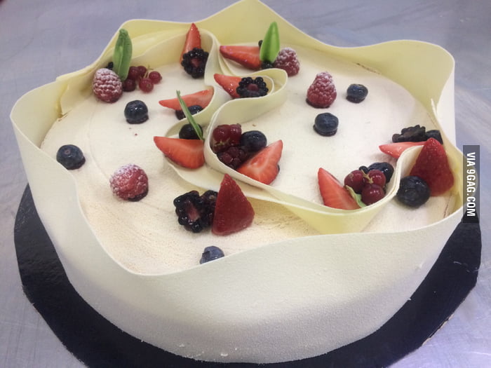 Cheesecake I made at work. - 9GAG