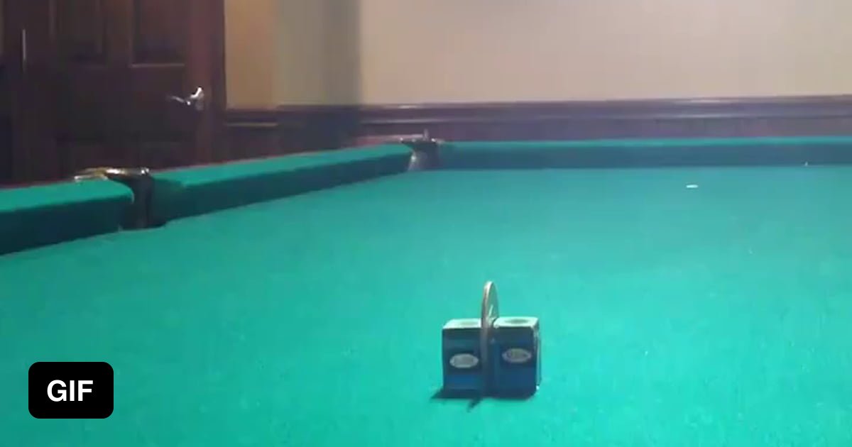 Amazing pool shot - 9GAG