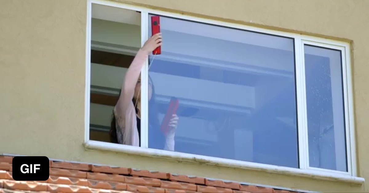 Magnetic window cleaner - 9GAG