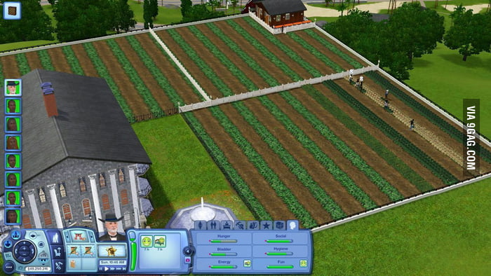 Love playing Slave Sim-, I mean, Sims - 9GAG