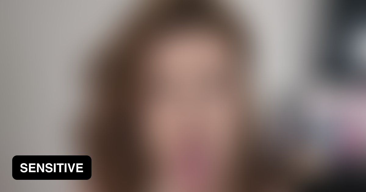 Chubby girls f**k harder. - 9GAG