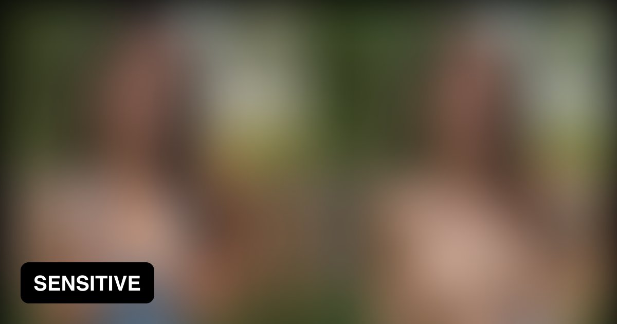 Idk how to wear overalls but this looks about right - 9GAG