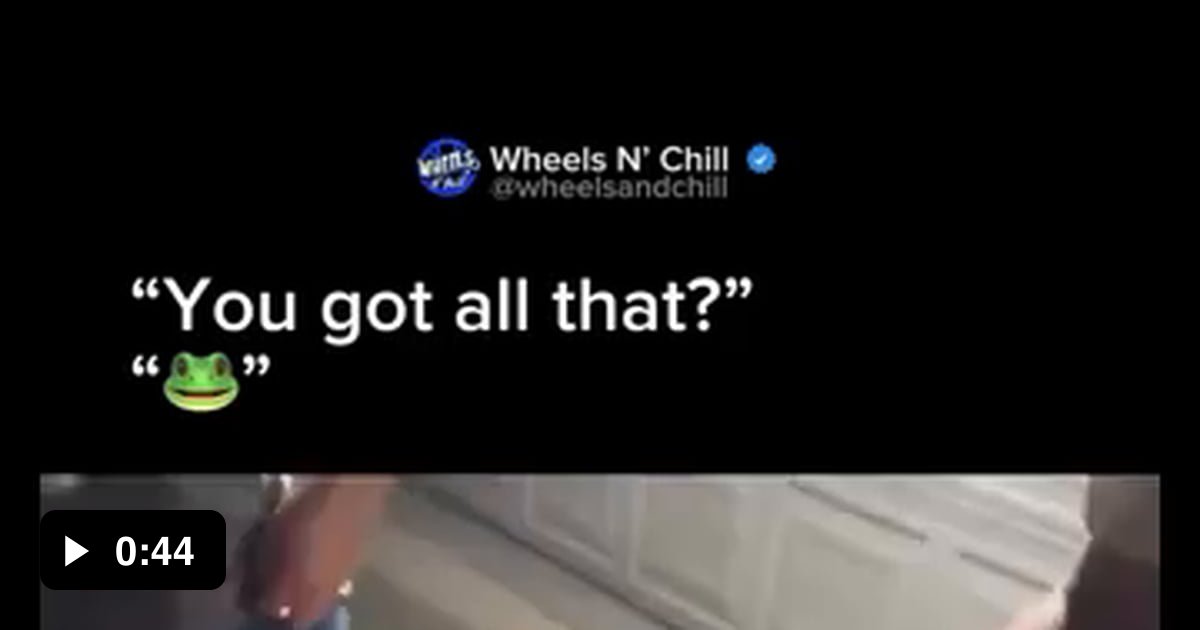 This frog is getting a full car lesson, from the engine to the pedals ...